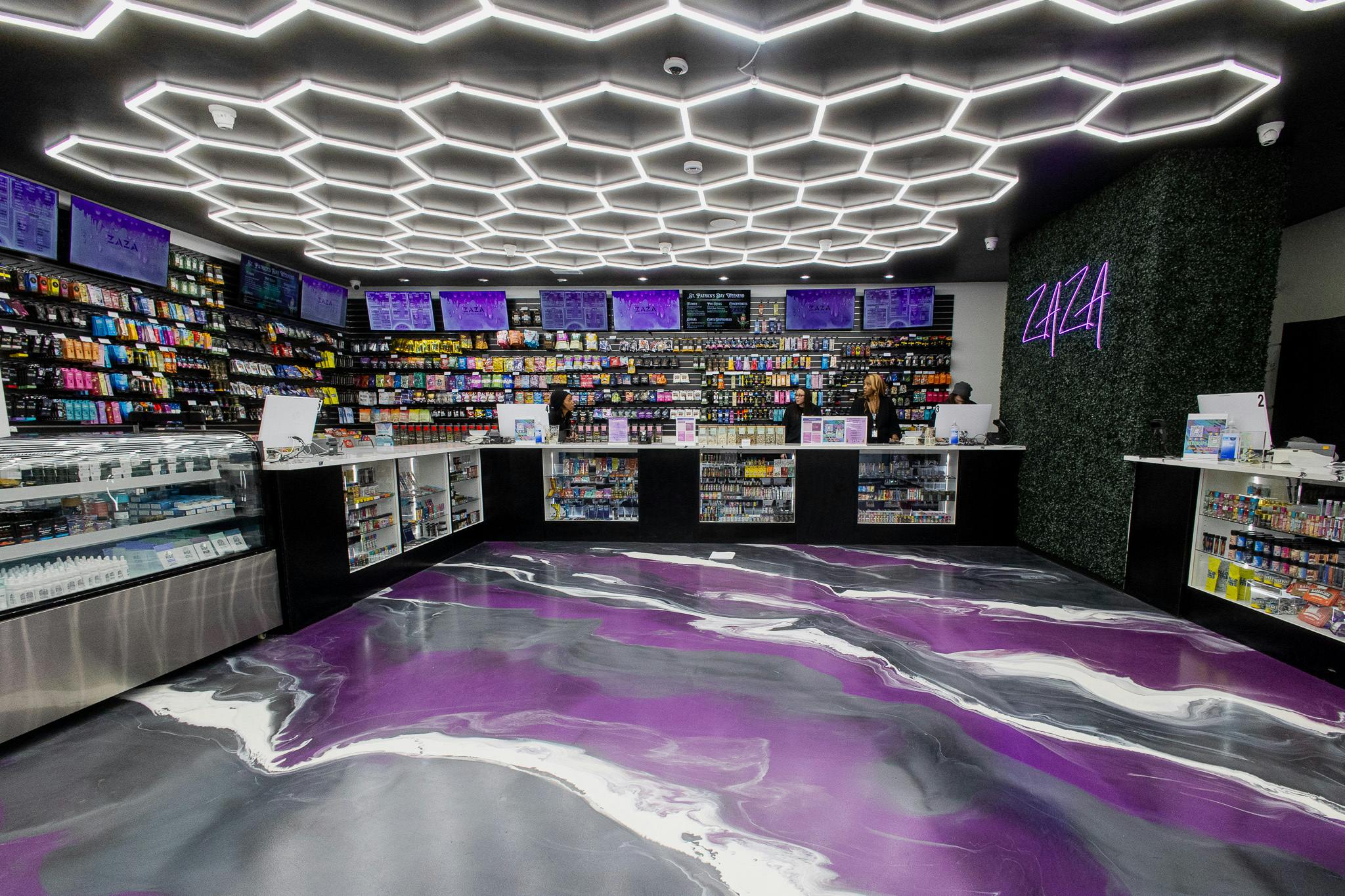 Zaza Recreational Info, Menu & Deals - Weed dispensary Flushing, Michigan