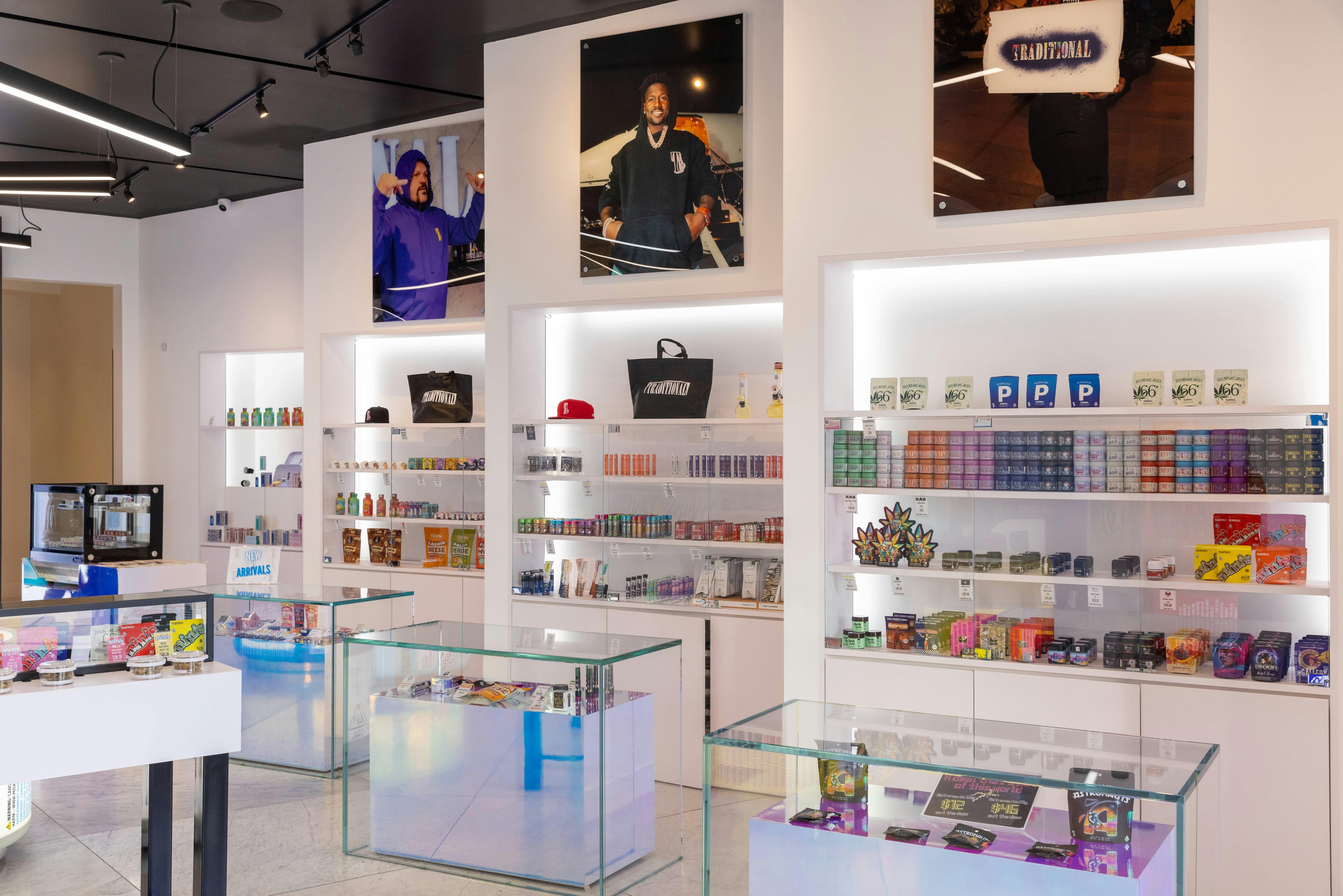 Traditional Menu, Reviews, Deals - Weed Dispensary in Los Angeles ...