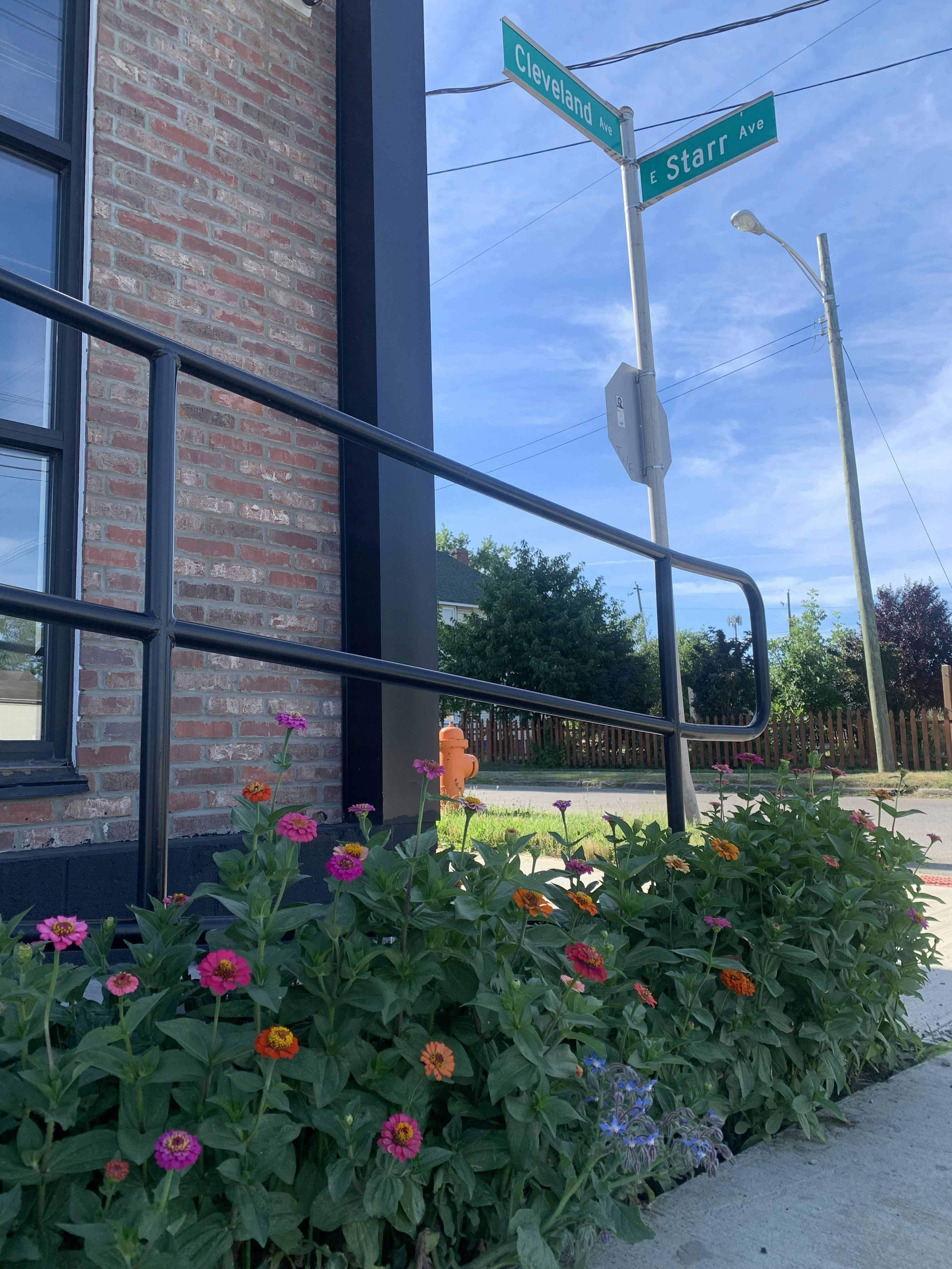 Locals Cannabis Menu, Reviews, Deals - Weed Dispensary in Columbus, Ohio