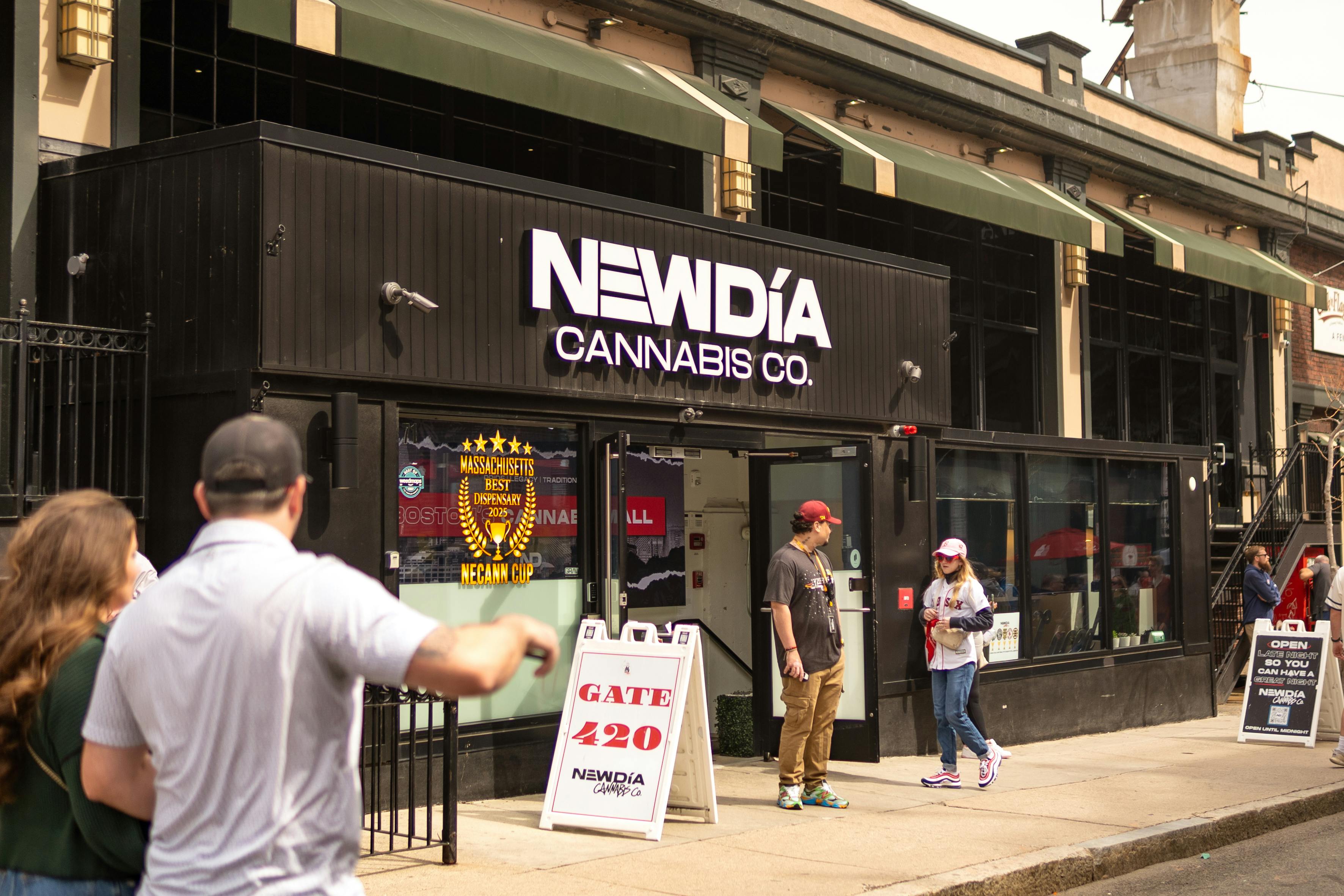 New Dia Fenway Menu, Reviews, Deals - Weed Dispensary in Boston ...