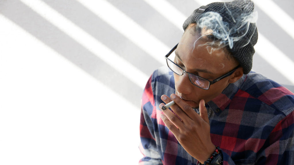 Edibles vs. smoking: how consumption methods affect your experience ...