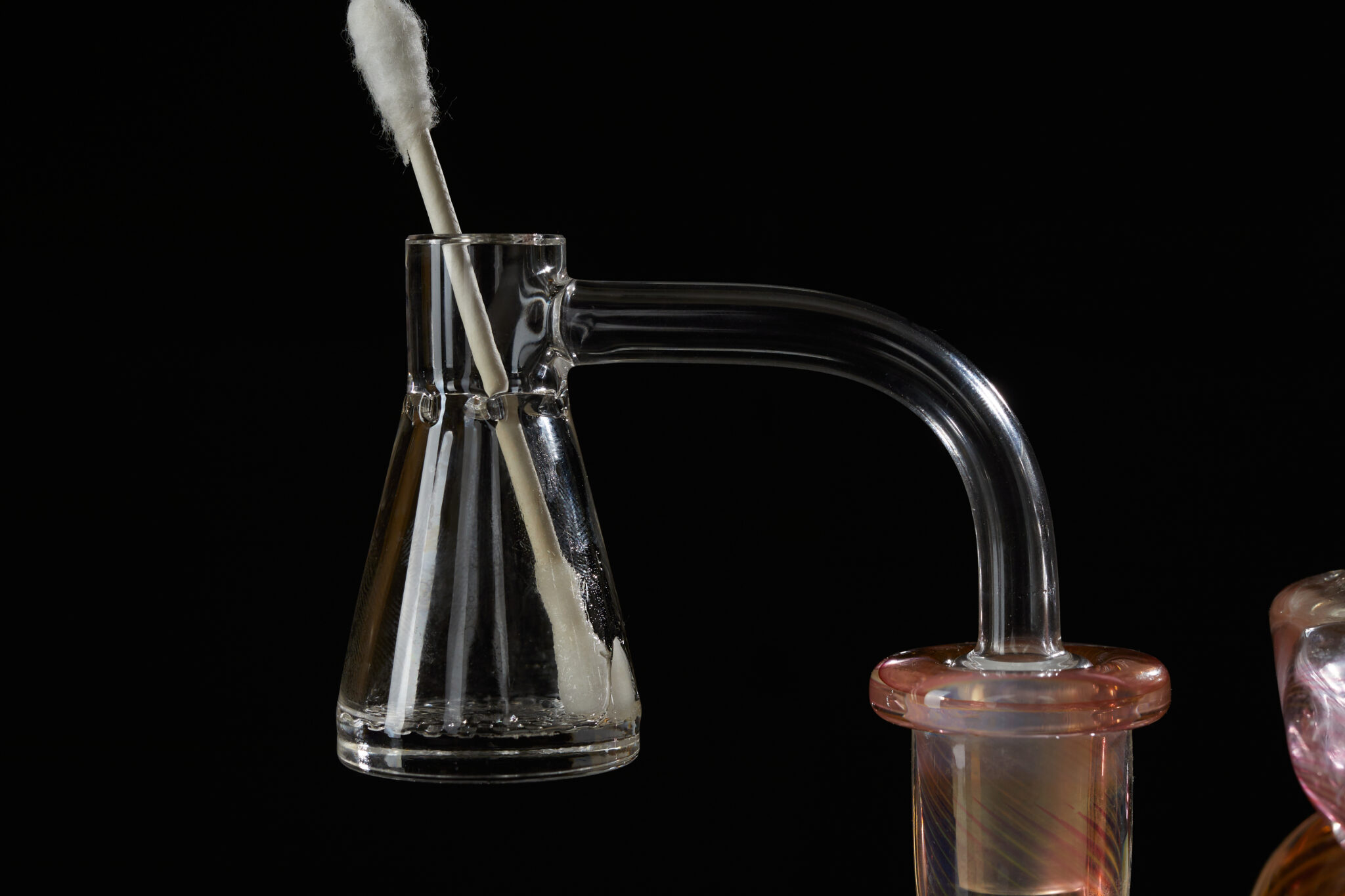 What is Dabbing? A Comprehensive Guide | Weedmaps